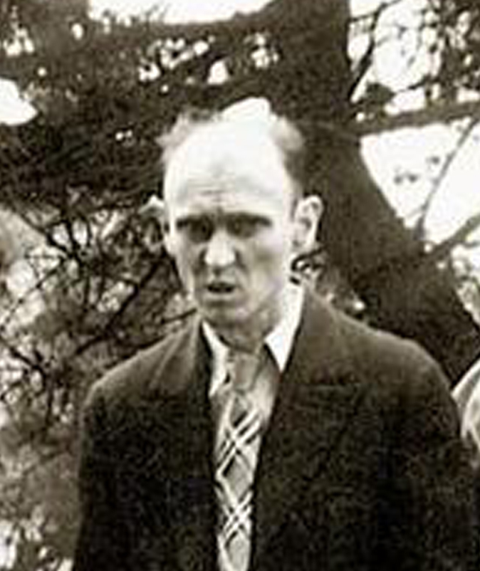 Page-Deeds | Faces and Figures in Self-Taught Art